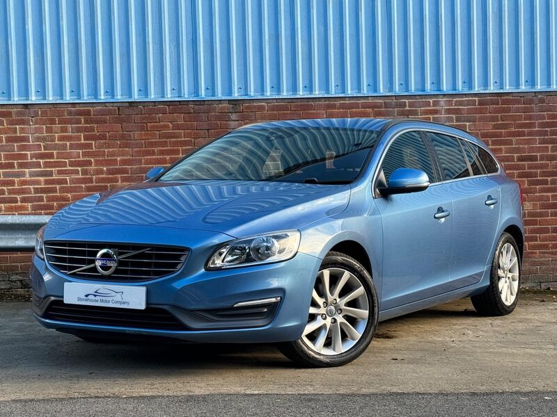 Used VOLVO V60 2013 Blue in Stonehouse, Gloucestershire | Stonehouse ...