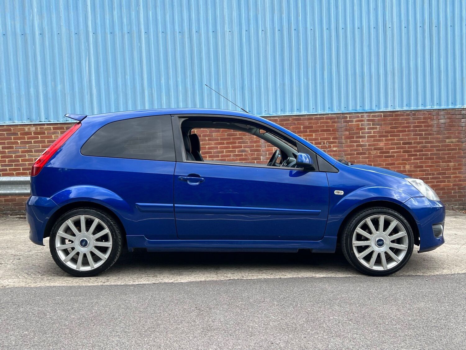 Used FORD FIESTA 2006 Blue in Stonehouse, Gloucestershire | Stonehouse ...