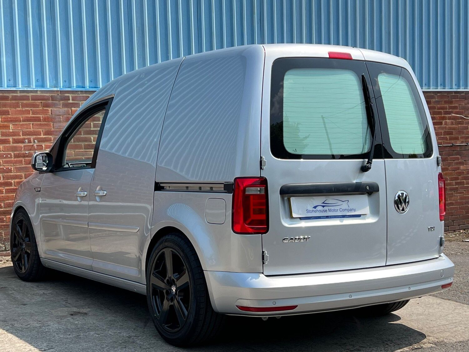 SOLD - Used VOLKSWAGEN CADDY 2018 Silver in Stonehouse, Gloucestershire ...